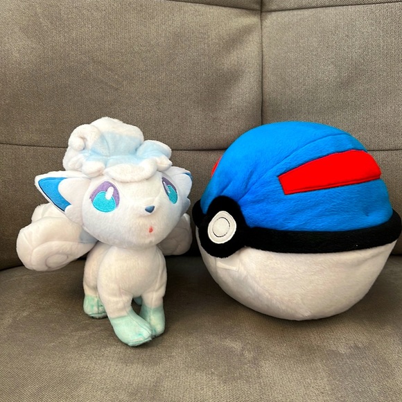 Pokemon | Toys | Brand New Tomy Pokmon Vulpix Plushie With Carrying ...